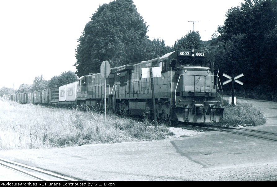 MILW 8003-8000 (U33C)